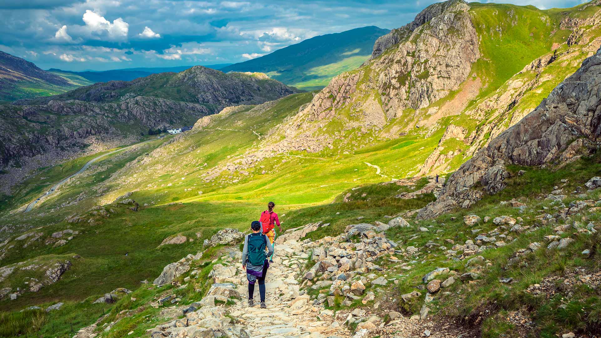 Mystery ‘post snatcher’ on Snowdonia hiking trail | Treasury Today